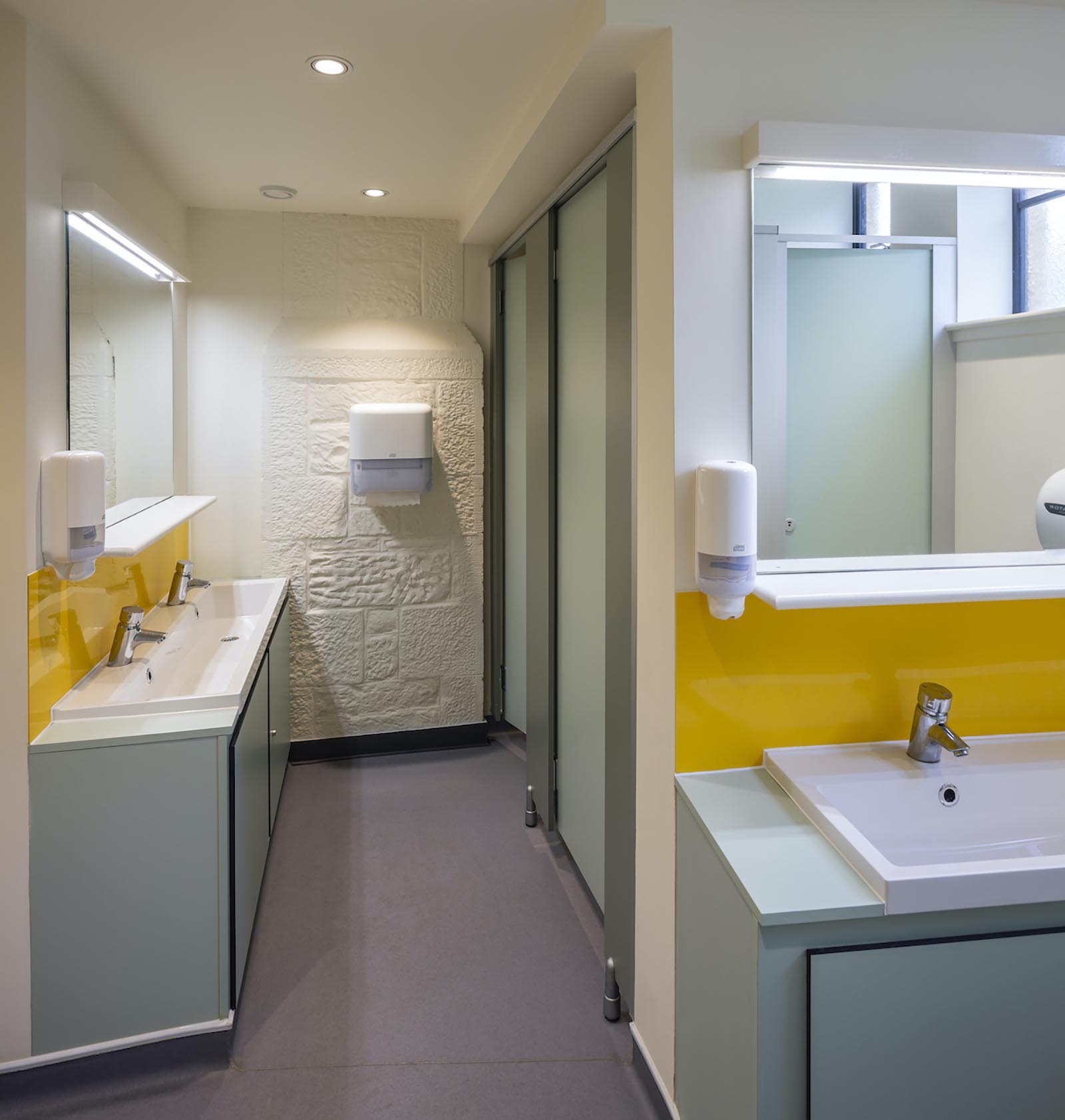 New Link – St Peter’s Lutton Place - Benjamin Tindall Architects